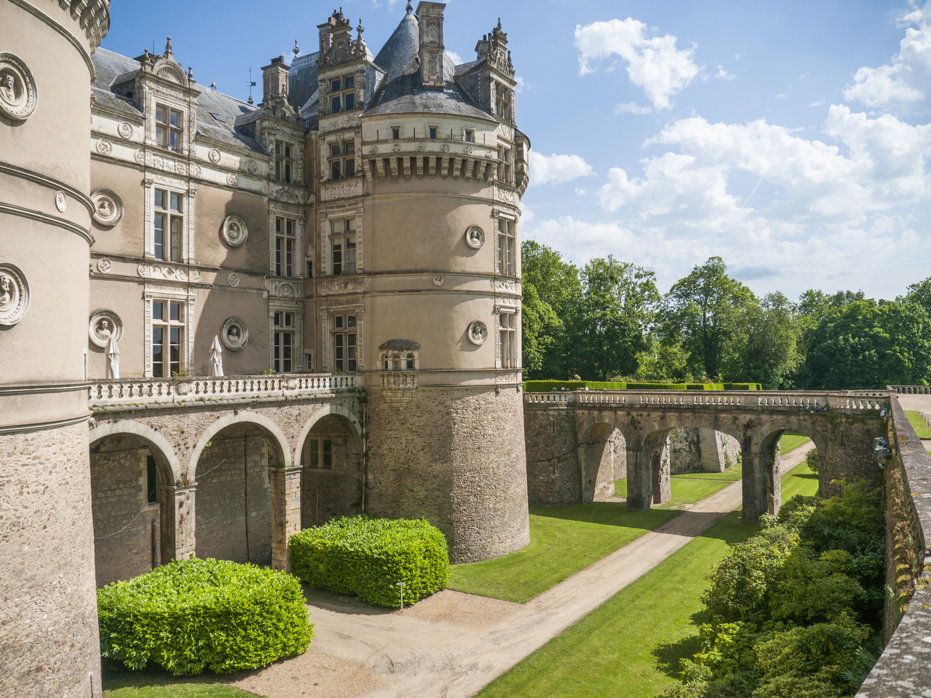 Château du Lude - Camping la Chabotière // Luché Pringé // Vallée du Loir Château du Lude - Camping la Chabotière // Luché Pringé // Vallée du Loir